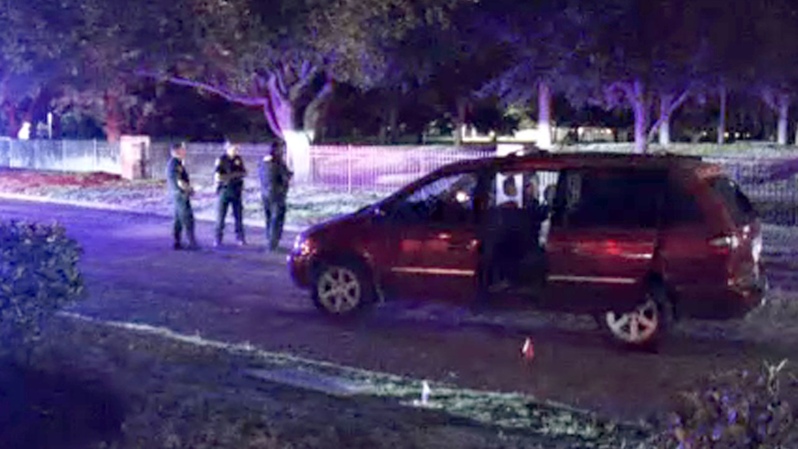 Houston shooting of 15-year-old leads to police chase, shots fired at ... Houston shooting of 15-year-old leads to police chase, shots fired at ...
