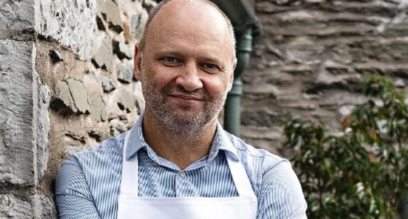 Simon Rogan Wikipedia And Age: How Old Is The Chef? Urgent ... Simon Rogan Wikipedia And Age: How Old Is The Chef? Urgent ...
