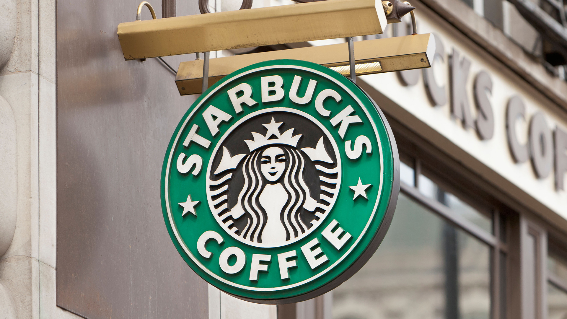 Starbucks closing downtown store over rising crime fears as nearby ... Starbucks closing downtown store over rising crime fears as nearby ...