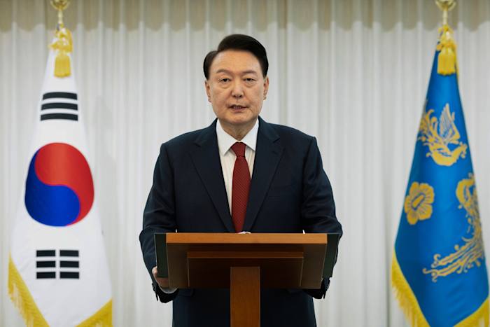 South Korean Ex-President Gives Bold Message as Officials Consider ... South Korean Ex-President Gives Bold Message as Officials Consider ...