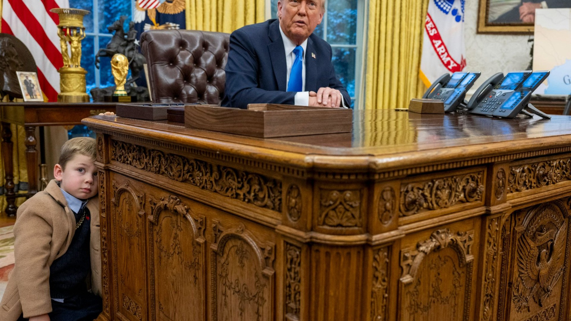 Trump Moves Resolute Desk from Oval Office Following Incident Involving ...