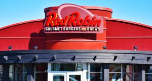 Red Robin to Shut Down 15 Locations by 2025 - Internewscast Journal