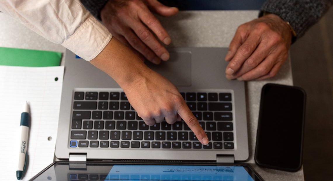 Beloved Mexican Singer JuliÃ³n Ã lvarez's Sold-Out AT&T Stadium Concert ...