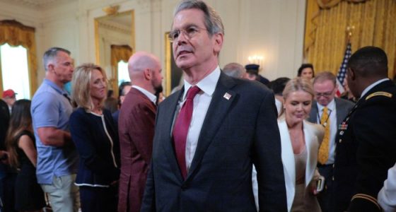 Meet Cliffe Knechtle Son Stuart Knechtle, Family - Internewscast Journal