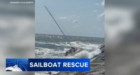 10 People Saved After Sailboat Strikes Rocks and Starts to Sink in ...