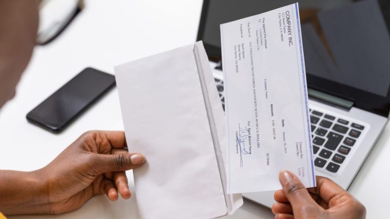 Who Will and Won't Experience a Three-Paycheck August - Internewscast ...