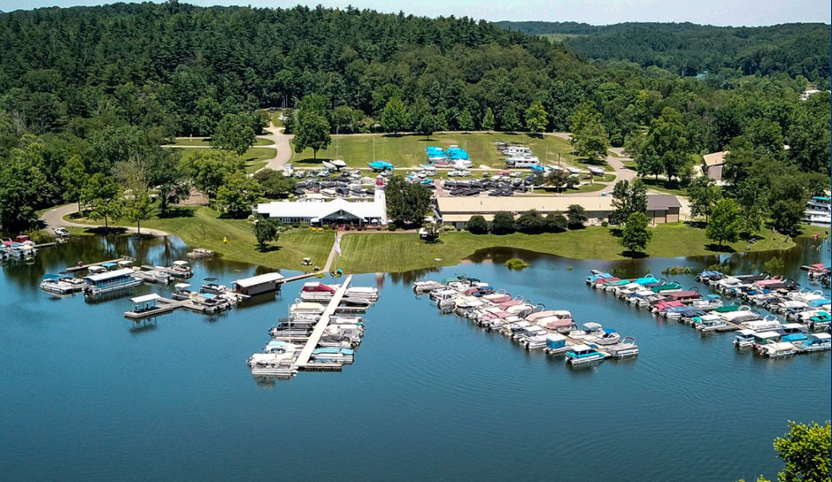 "Amish Mother Faces Murder Charges for Allegedly Drowning 4-Year-Old ...