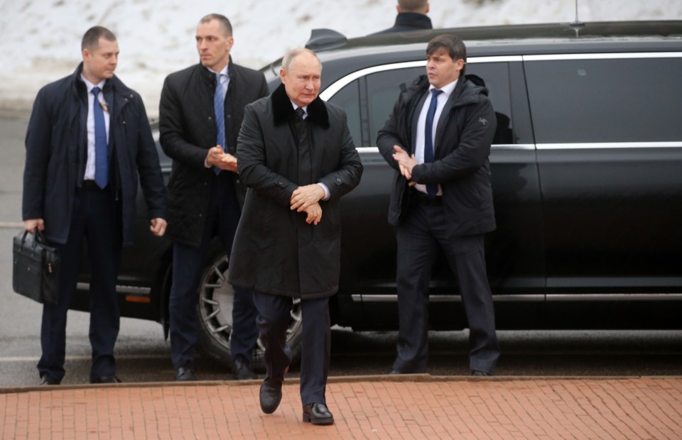 Putin's Nuclear Button, 'Poo Briefcase,' and Swarm of Bodyguards: The ...