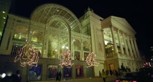 Royal Opera House Presents a Modern Twist on Puccini's Tosca ...