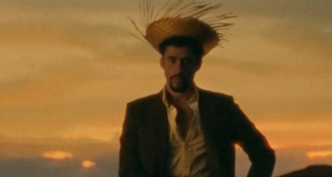 Comedian Casey Rocket Wikipedia And Age: Wife And Family ...