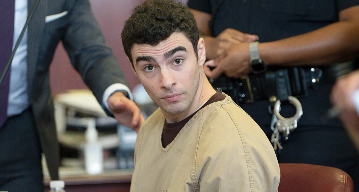 Who Is Sophie? Niko Omilana Girlfriend And Relationship - Internewscast ...