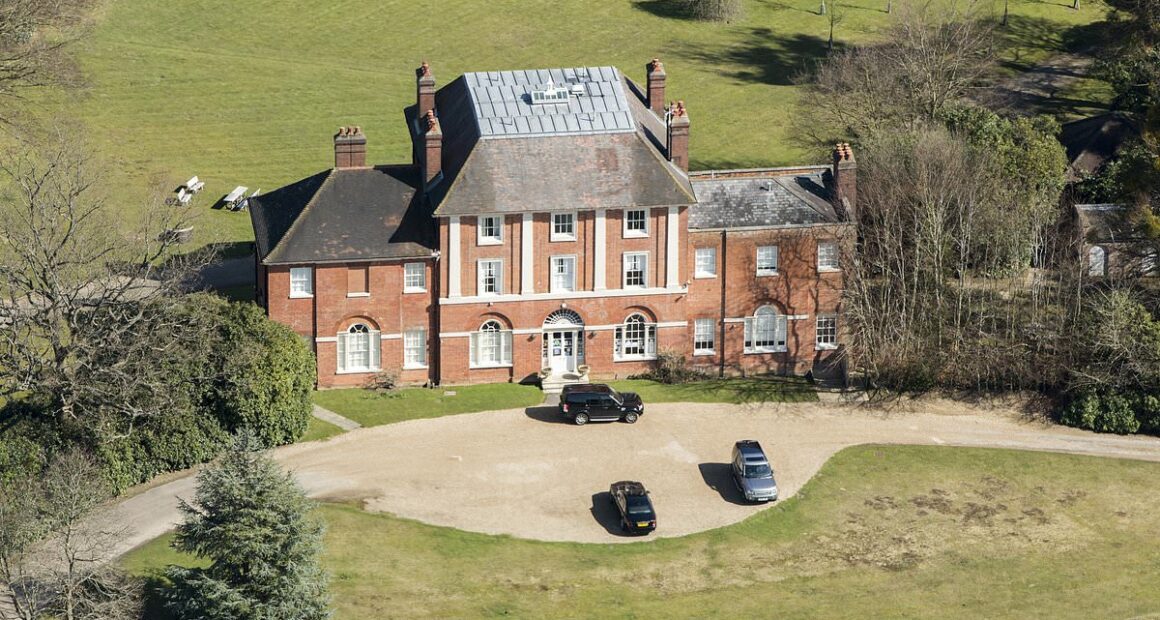 Journalist: Alex Forsyth Wikipedia Bio Age Height And Salary - Internewscast Journal