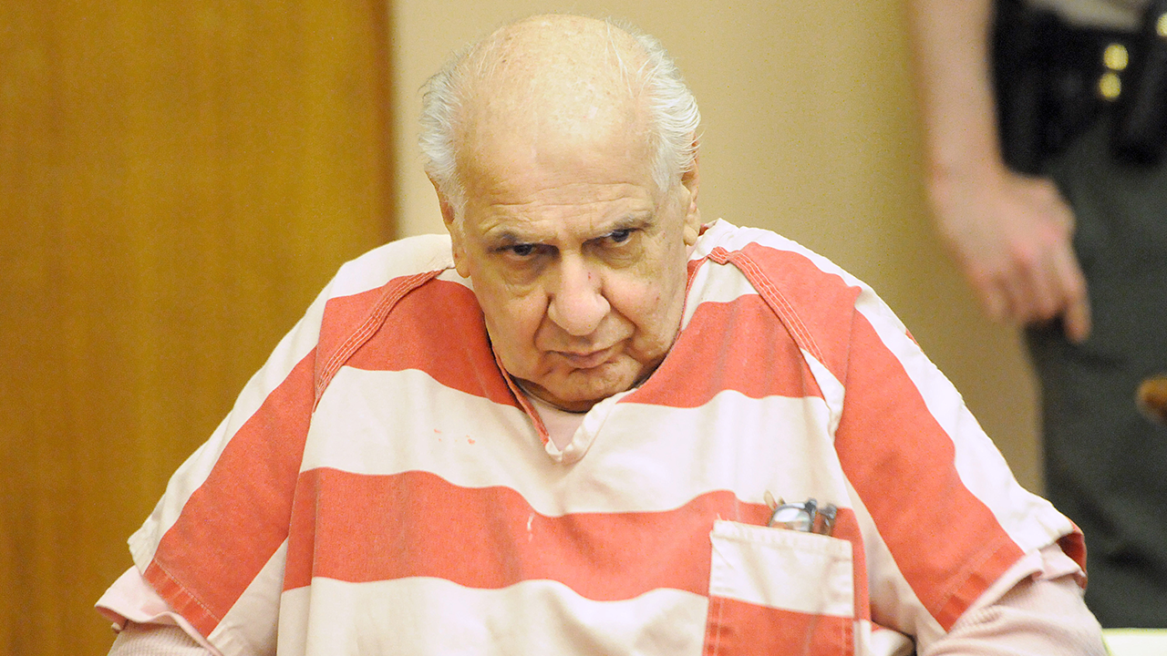 Joseph Naso, 'Alphabet Killer,' Allegedly Honored the Executed 'Red ...