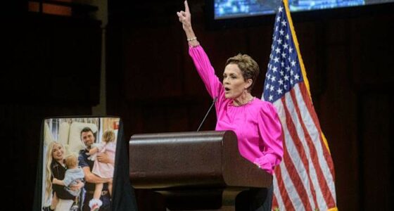 Meet Cliffe Knechtle Son Stuart Knechtle, Family - Internewscast Journal