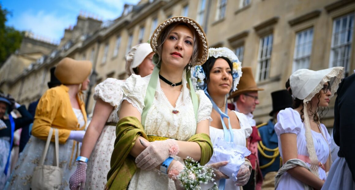 Who Is Jade Scott? Calum Scott Sister And Brother Details ...