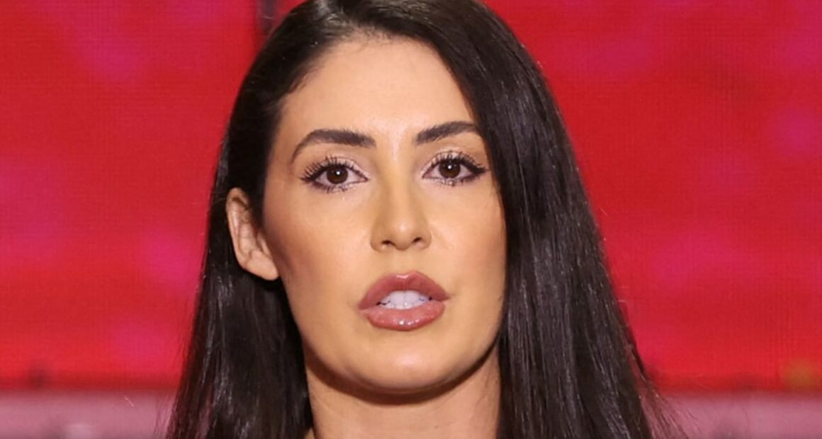 Maria Whittaker Wiki, Biography, Age, Parents, Height, Ethnicity ...