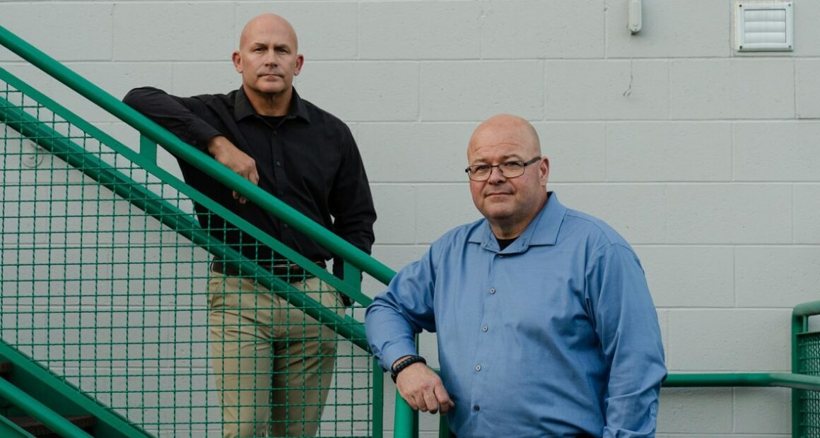 All About Leah Thompson: Surfer Biography, Age, Height, and Marriage to ...