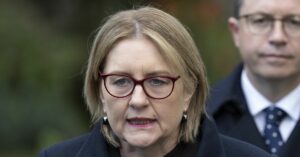 Where Is Denise Hayes Now? Meet Forrest Hayes Wife – Does She Have A ...