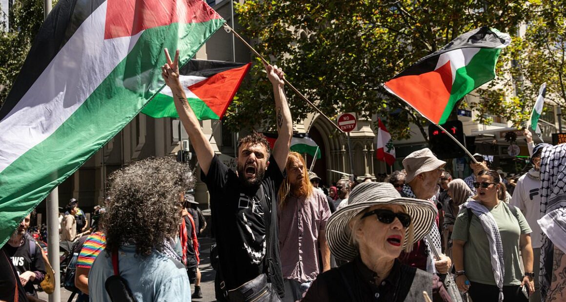 How Many Children Does Aziza Kibibi Have? Details On The Woman Who Had ...