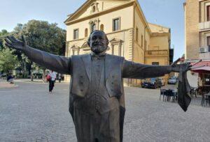 Outrage Erupts in Italy as Pavarotti Statue Frozen in Skating Rink ...