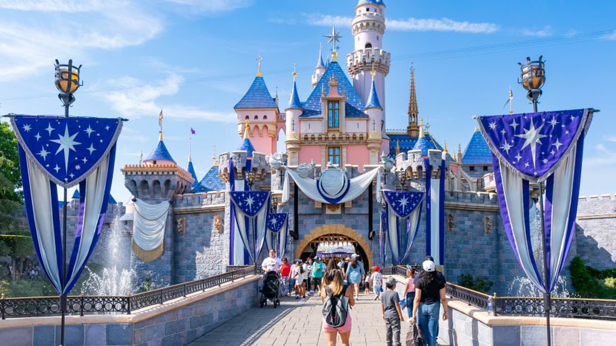Disneyland Ends Exclusive Early Access for Hotel Guests - Internewscast ...