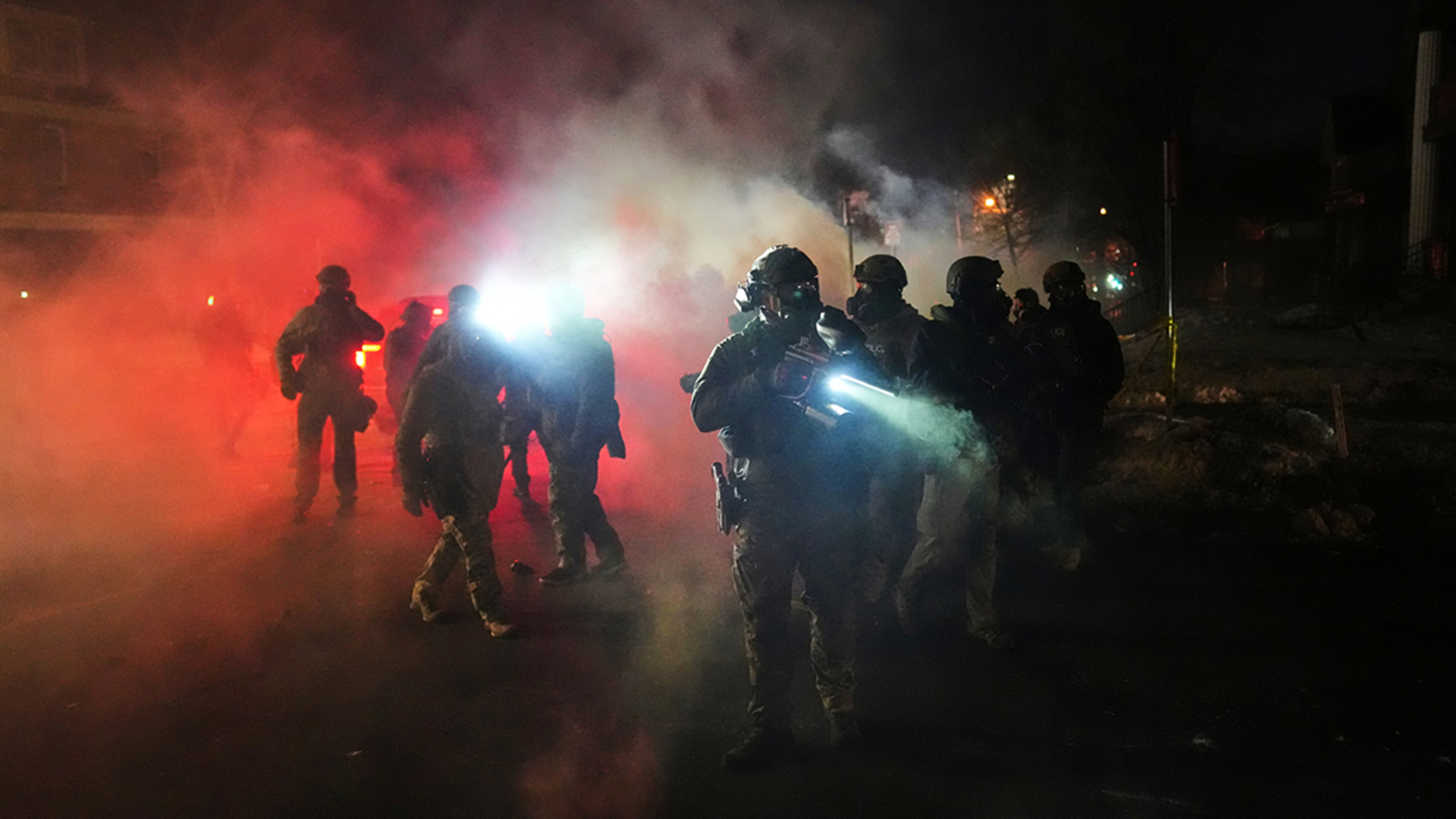 Minneapolis Arrest Turns Violent: Federal Officer Shoots Attacker in ...