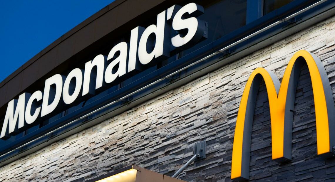 Tragic Farewell: Decorated Marine's Final Text After Facebook Marketplace Scam Turns Fatal ...