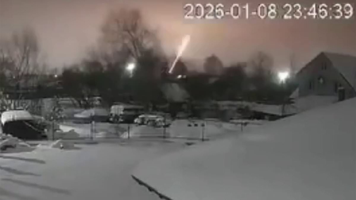 Putin Deploys Hypersonic Oreshnik Weapon with Nuclear Capability in ...