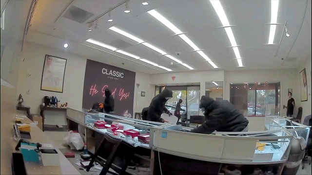 Shocking Heist: Masked Thieves Ram Car into Jewelry Store, Seize Owner ...