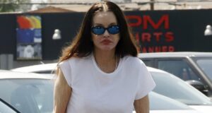 Janice Dickinson, 71, Unveils Stunning Transformation After Neck and ...