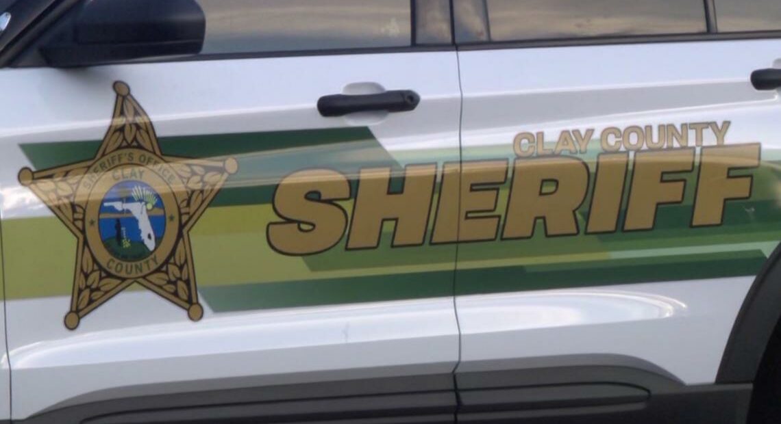 Florida Deputy's Traffic Stop Drama: One-Handed Driver Challenges Phone ...