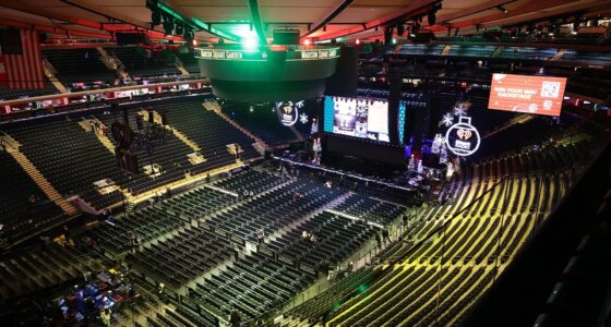 Concertgoer Dies After Apparent Fall From Madison Square Garden’s Upper ...