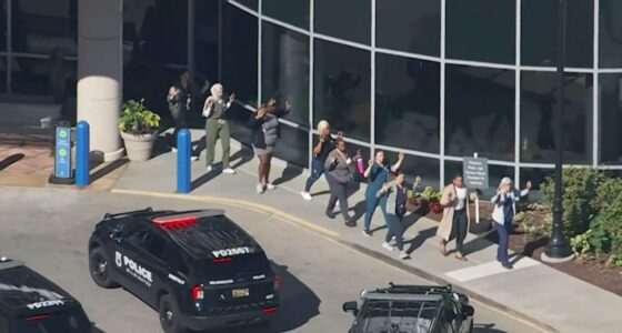 Manhunt Launched After 2 People Shot Inside Delaware Hospital, Police ...
